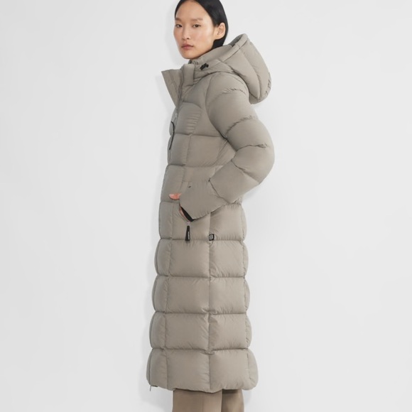 Aritzia | Jackets & Coats | Aritzia Supersnug Puff | Poshmark